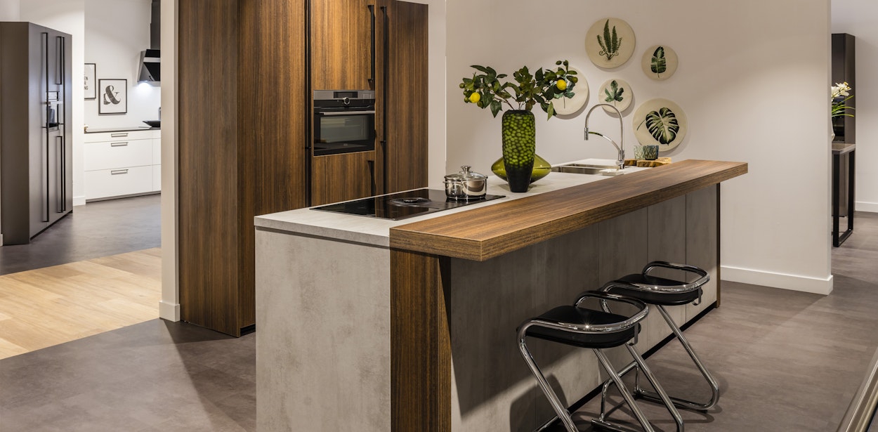 Keuken met bar: gezelligheid in je woning - Bemmel & Kroon keukens